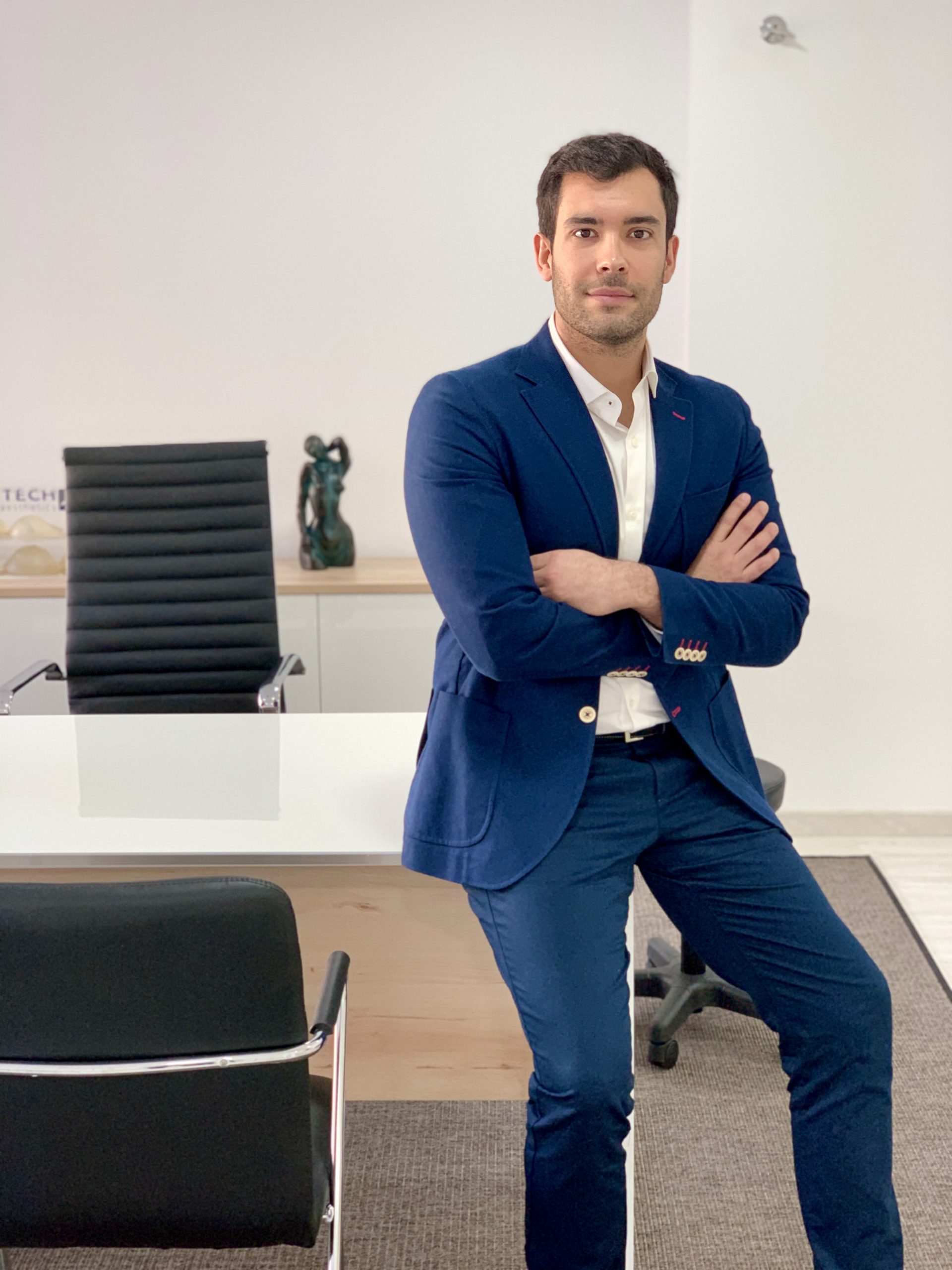 Dr. Víctor Cabrera – Dr. Victor Cabrera